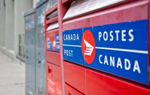 Canada Post说，罢工？一个月之后再说。 – 磊语